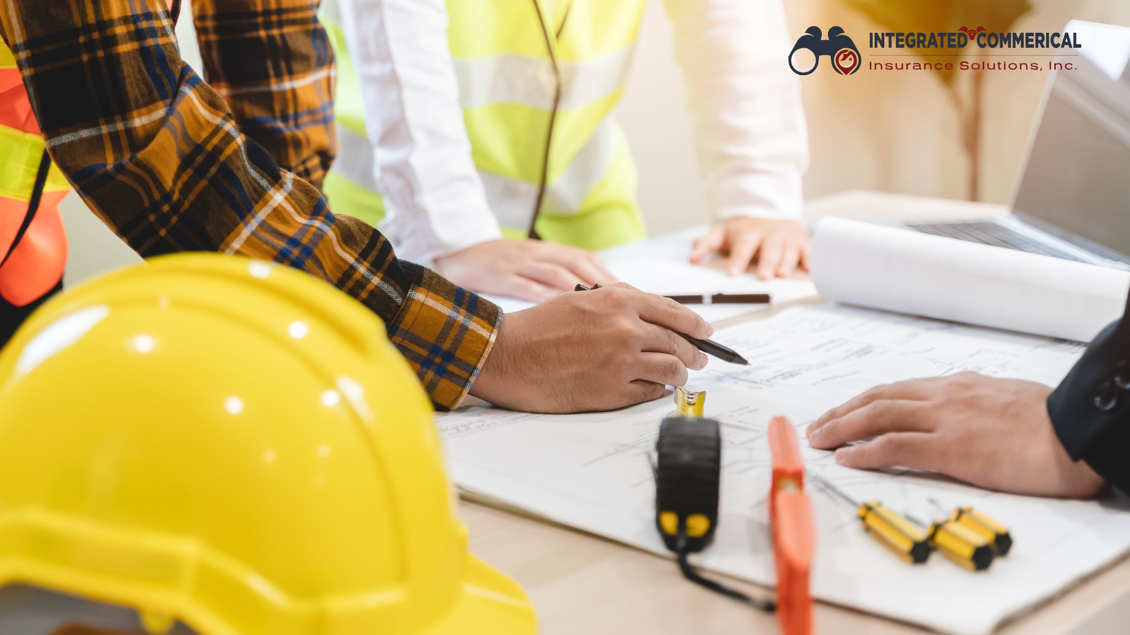 Licensed vs Bonded Contractors: What to Know Before Hiring